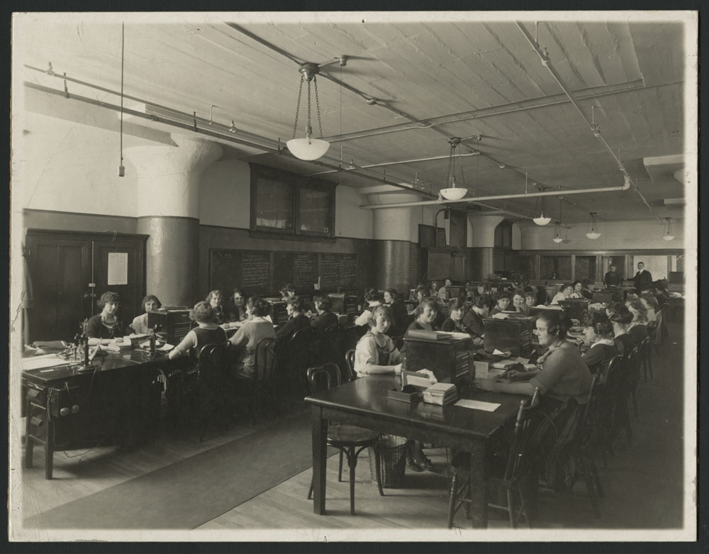 Catalogue shopping at Sears: Delivering the goods | Library and ...